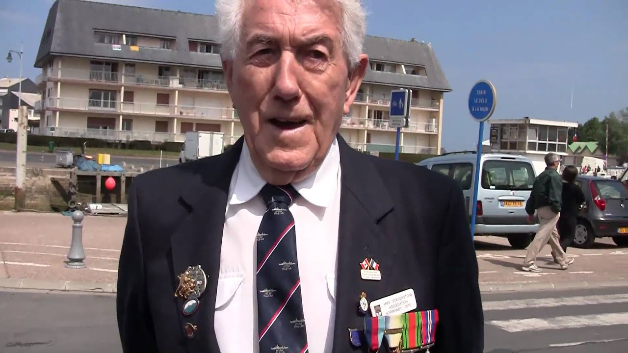 Royal Navy HMS Stevenstone Veterans at Juno Beach D-Day Ceremony 2010 ...