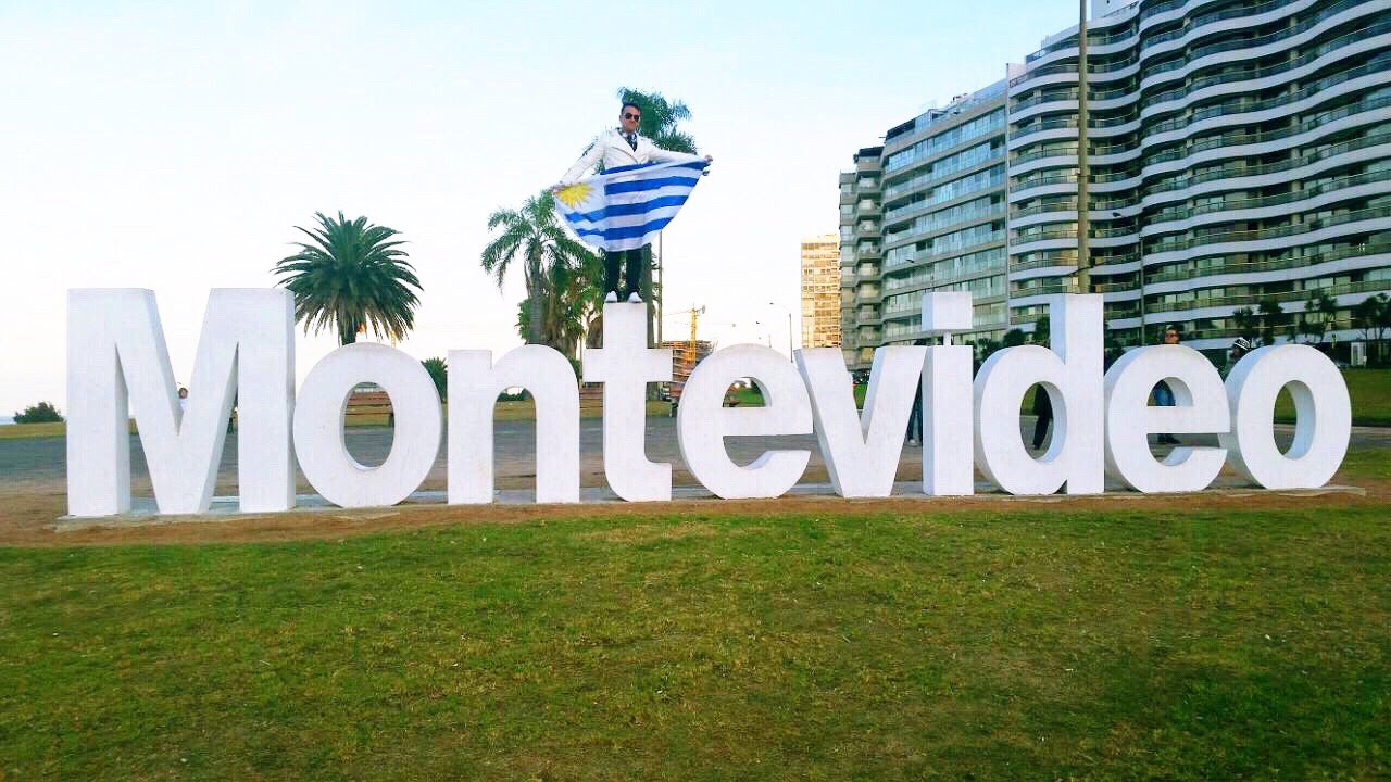 MONTEVIDEO SIGN Pocitos URUGUAY - YouTube