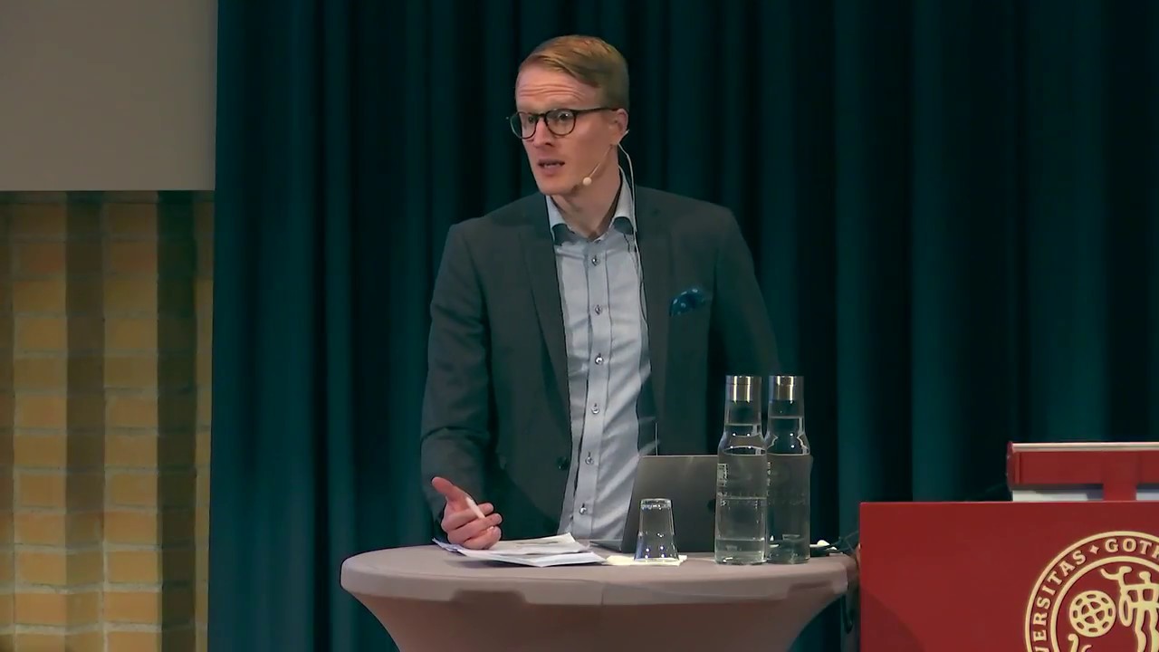 Robin Andersson Malmros: Att integrera de extrema - YouTube