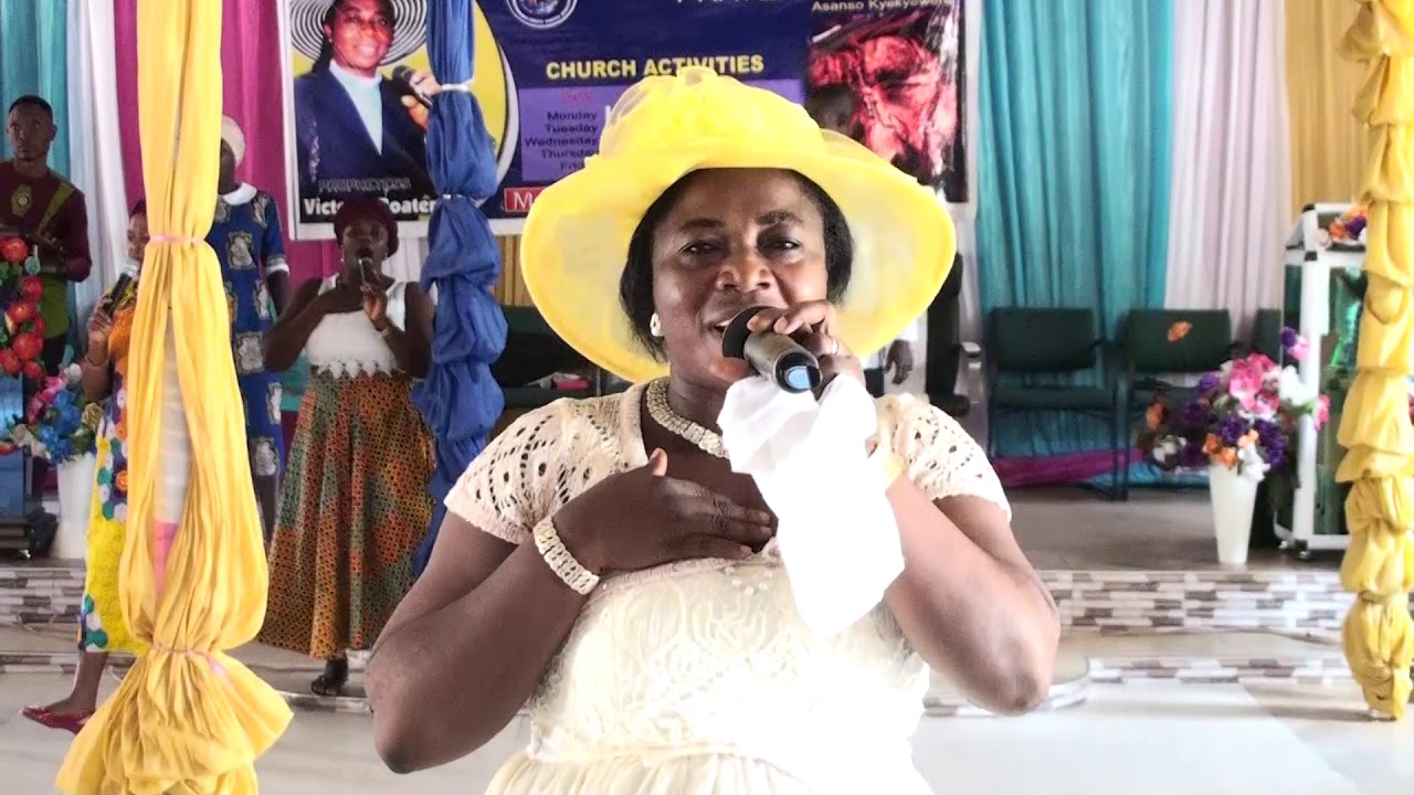 Prophetess Victoria Boateng Ministration - YouTube