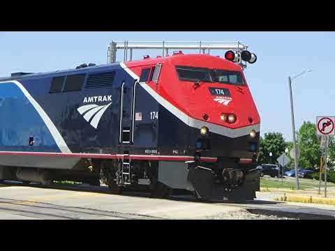 BNSF Galesburg Yard Amtrak #174 BNSF 25th Anniversary unit and more June 6, 2024 - YouTube