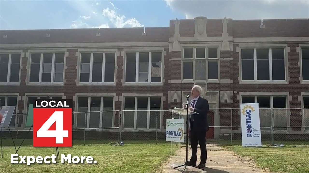 Pontiac to demolish McCarroll School for new rec center - YouTube