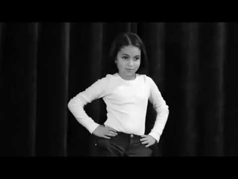 Novinha Anita Mini