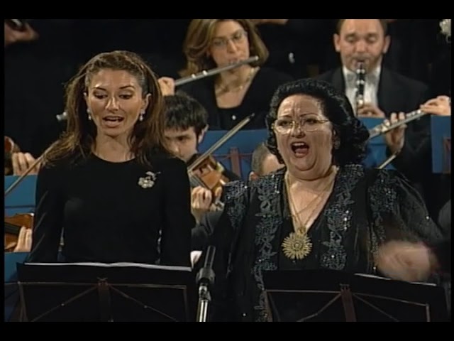 P Mascagni 'Ave Maria' - Montserrat Caballé and daughter Montserrat ...