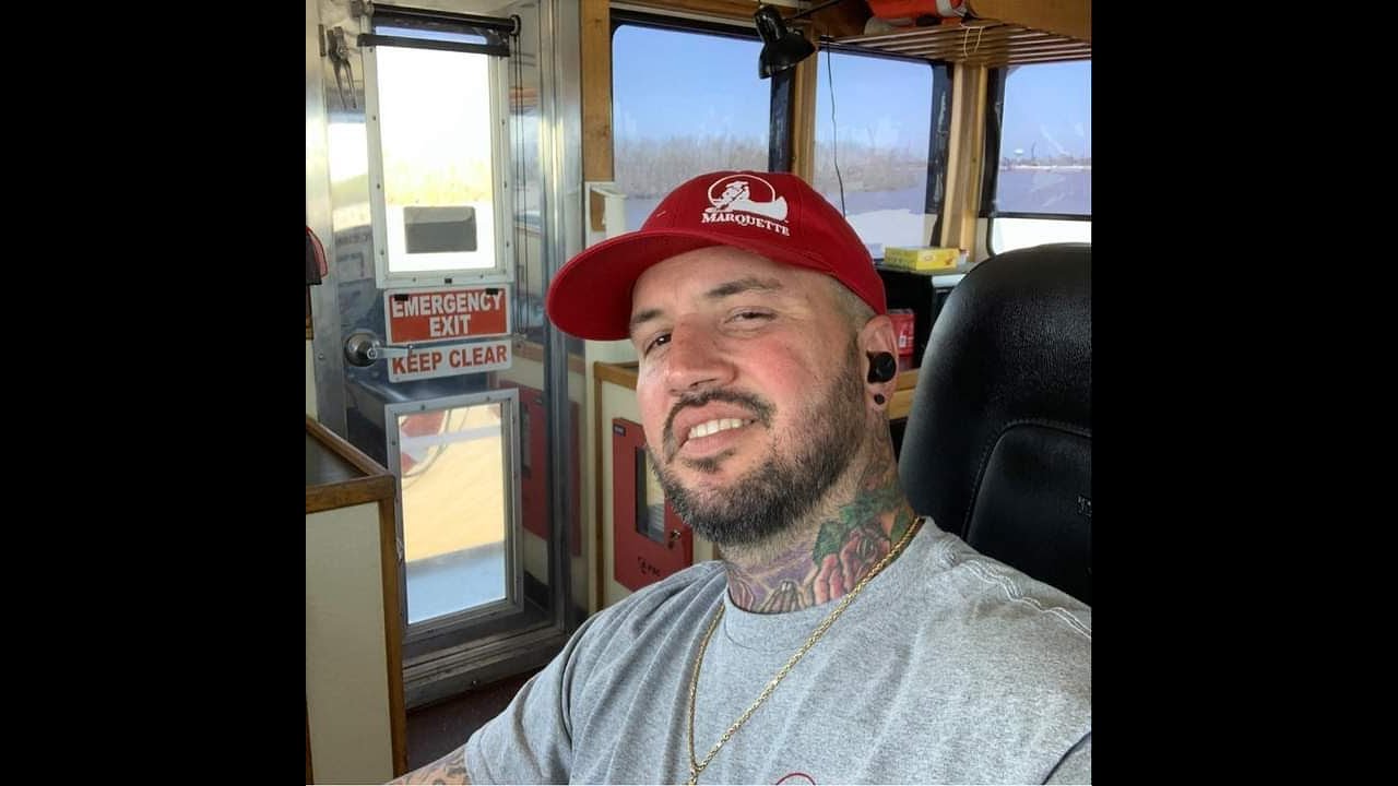 S2:E149 | Dennis Springer II | Captain - YouTube