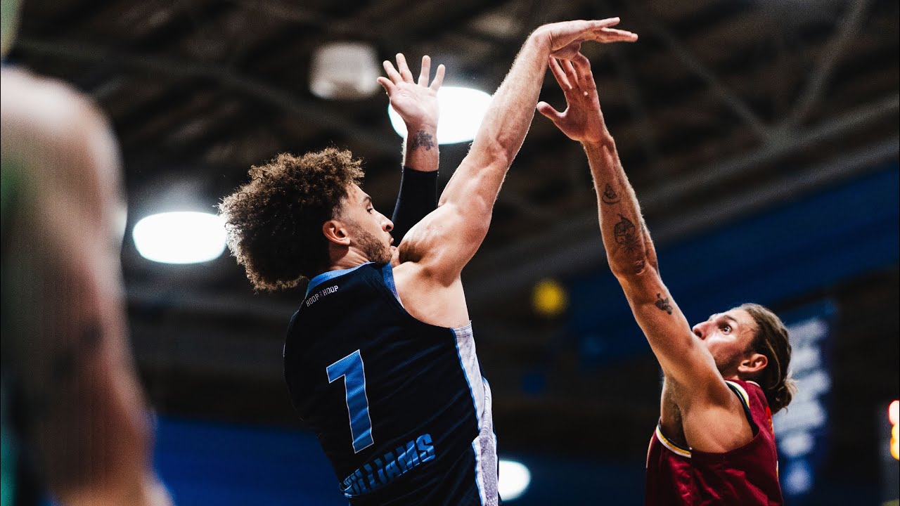 Tyler Williams goes for 32 POINTS in the NBL1 North! - YouTube