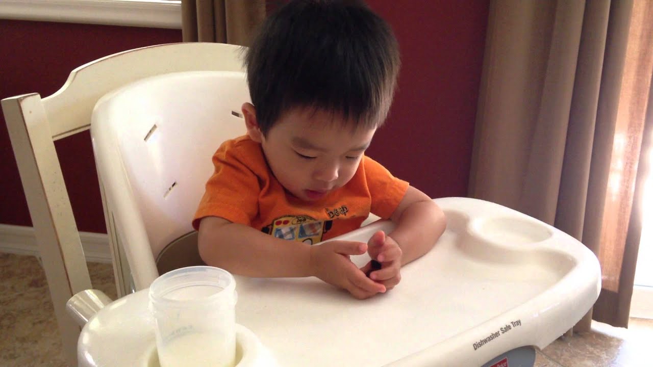 Baby Eating Raisins - YouTube