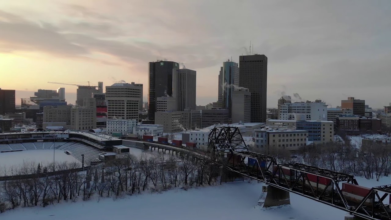 Cold January Evening in Winnipeg - YouTube