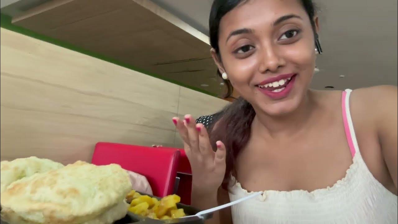 University Day🏫| Cafe Hopping☕️| Miss Manalii Vlogs💕 - YouTube