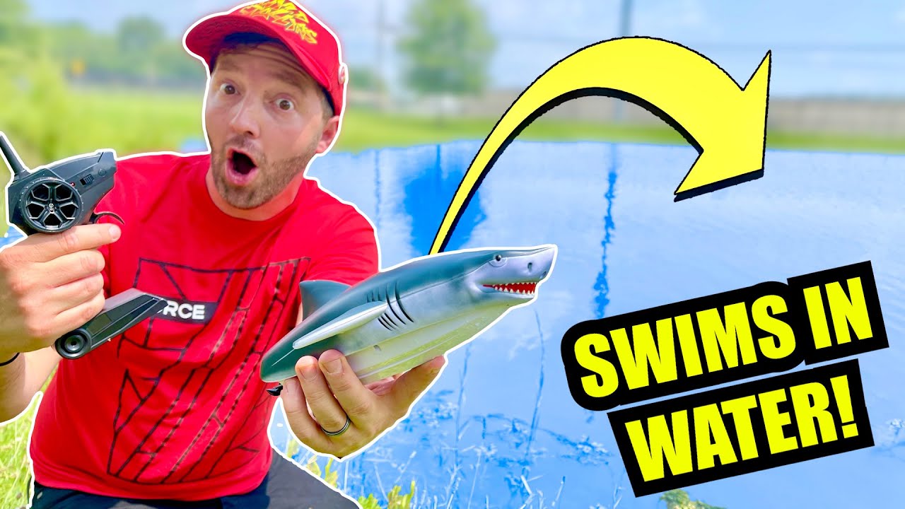 RC SHARK BOAT ADVENTURE (Transforms Into Jaws!) - YouTube
