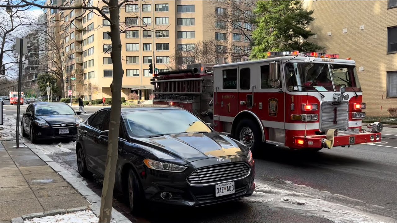 [DCFEMS] DCFEMS Responding to a Cardiac Arrest! - YouTube
