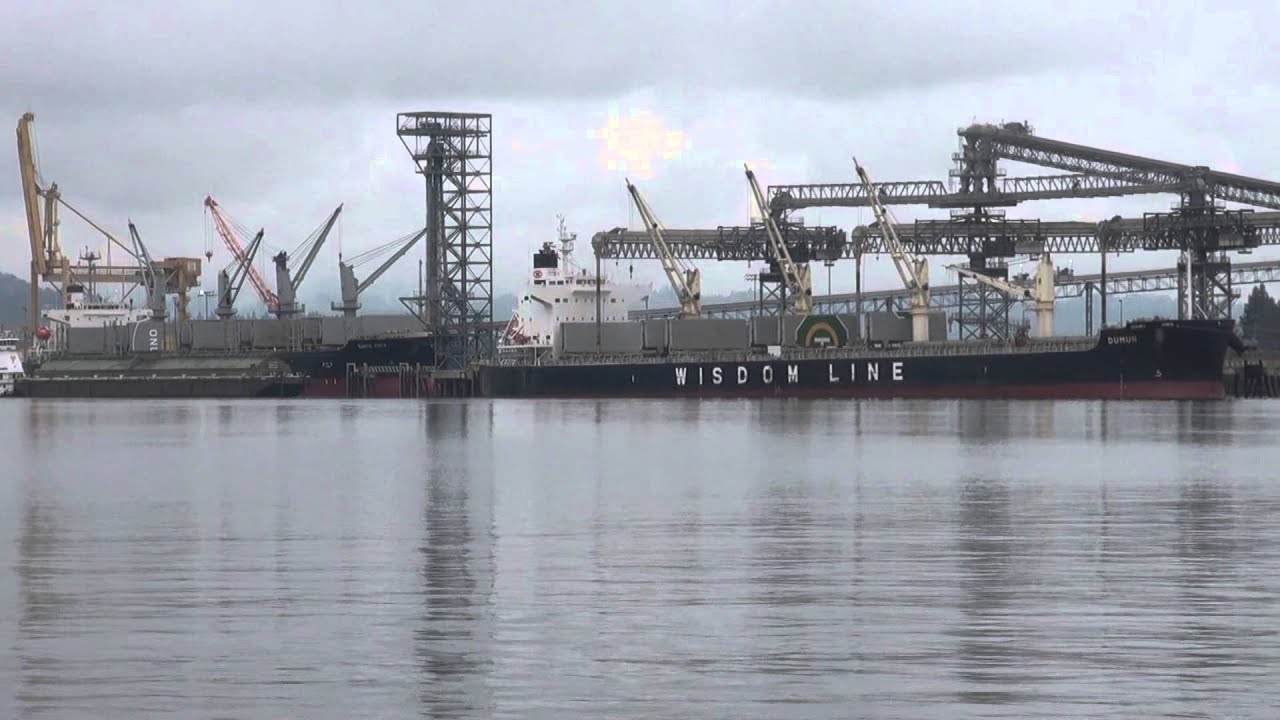 Tidewater Barge Lines Tug: Maverick With Barge - YouTube