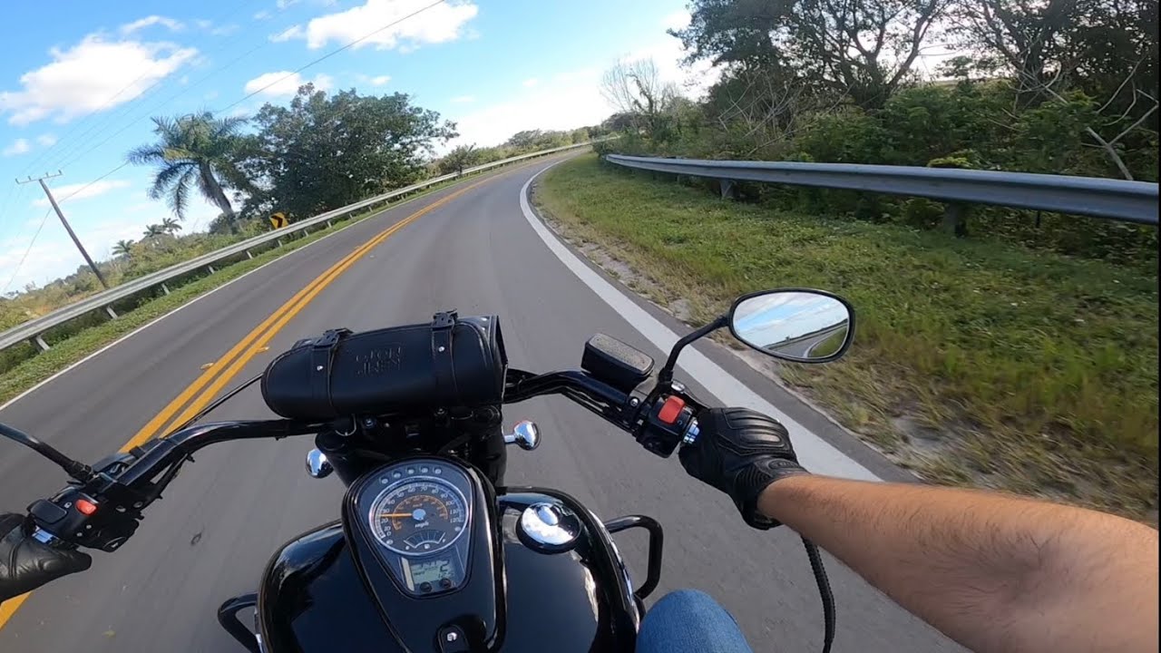 Suzuki Boulevard C50 BOSS - YouTube