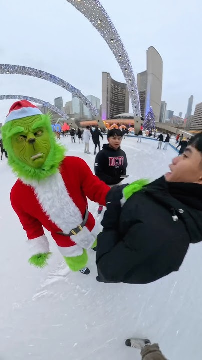 The best way to capture people’s reactions to Mr. Grinch #shorts ...