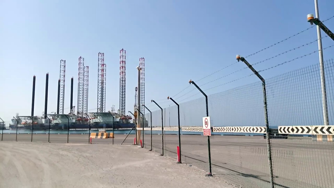 Petroleum shipping port Abu Dhabi sheikh zayed port - YouTube