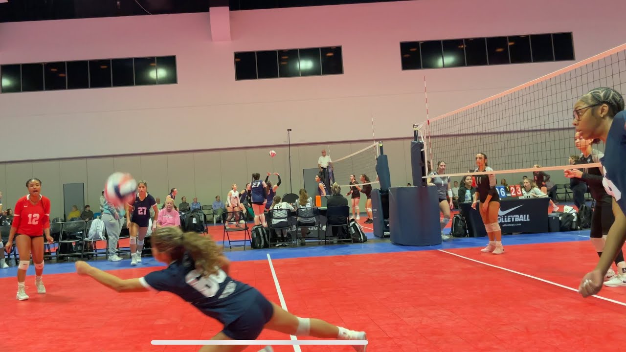 Volleyball Twins Mia & Mikaela RVA 17 vs. Tidal Wave 17 - YouTube