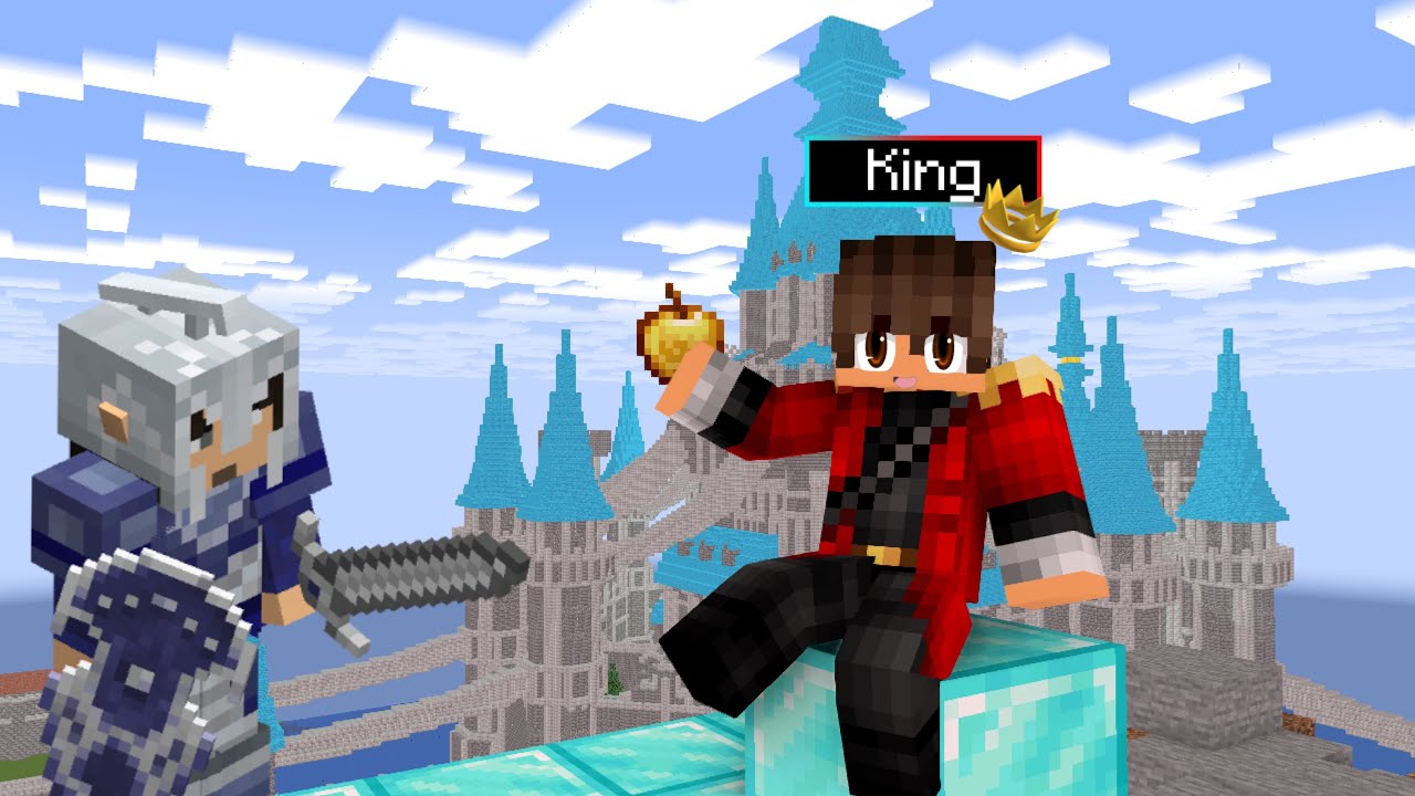 Playing Minecraft as a King - YouTube
