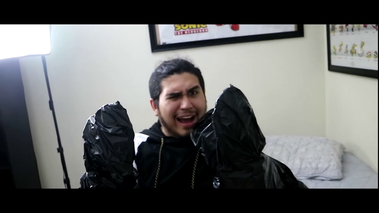 TRASH MAN (Official Horror Movie Trailer) - YouTube