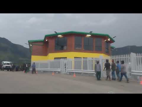A Scenic Drive Through Kundiawa Town - YouTube