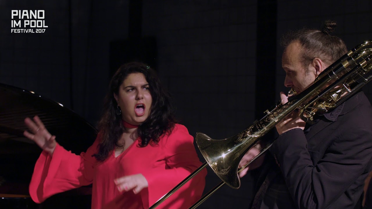 Piano im Pool Festival 2017 - Begüm Tüzemen & Sinem Altan - Summertime ...