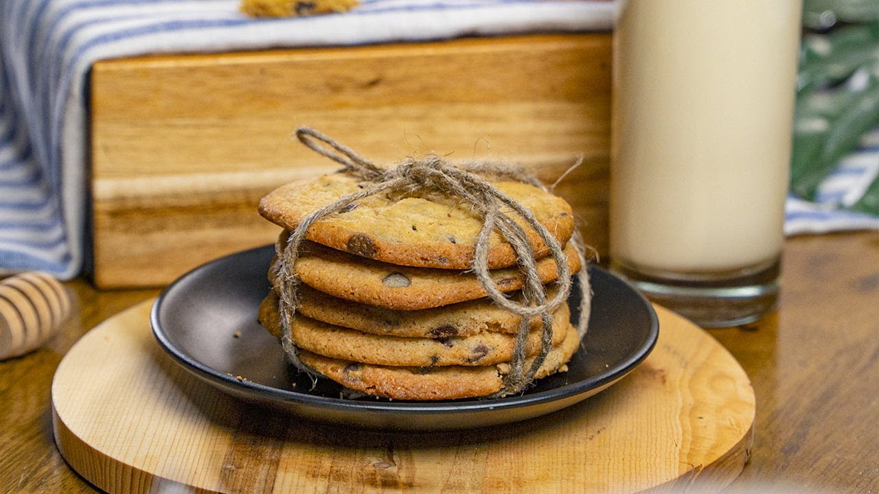 Light And Chewy STUNNING EGGLESS CHOCOLATE CHIP COOKIES | Recipes.net ...