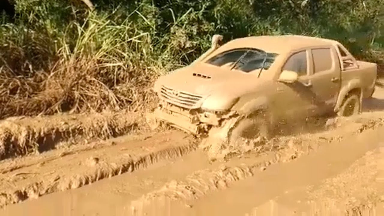 Best Toyota HILUX 4x4 Truck Extreme Off Road | Hilux In USA Action ...