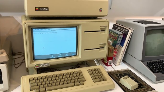 Apple Lisa Computer 1983