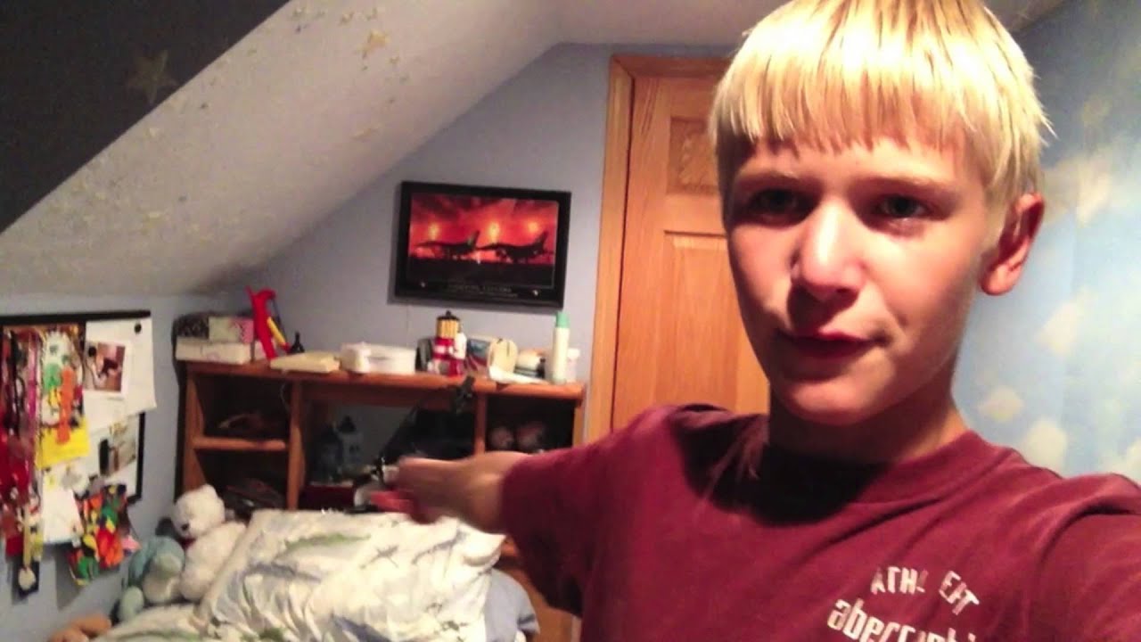 REALLY BAD ROOM TOUR AND SOME MORE NEWS! (Vlog #20) - YouTube