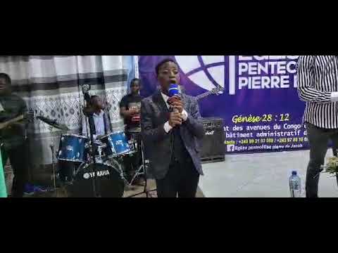 ADORATEUR CHRIS MONGA - YouTube