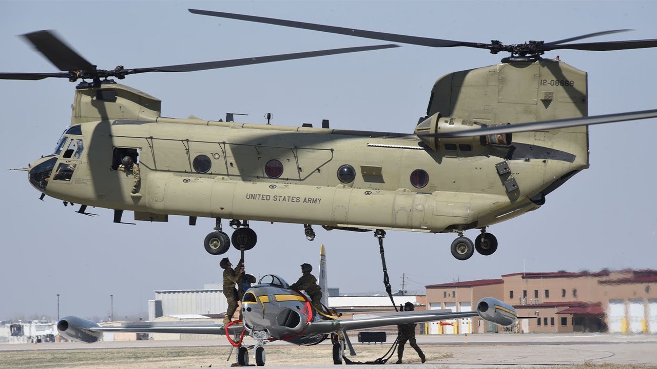 FINALLY: Japan to produce 17 enhanced Chinook Block II helicopters ...