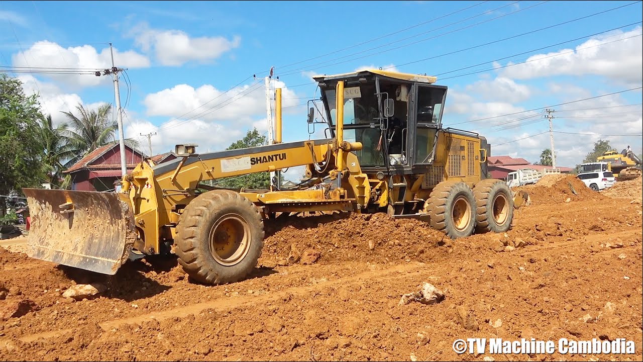 Shantui Motor Grader Spreading & Cutting Slope Skills Building New Road ...