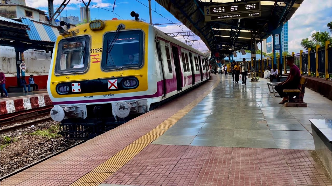 Dockyard Road Railways Station Mumbai ll Mumbai Local Train Arrival and ...