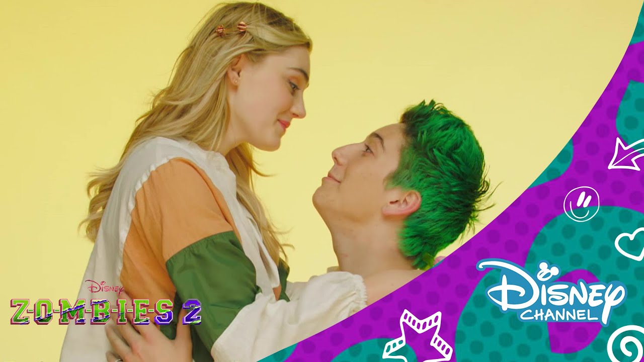 ZOMBIES 2: Mash Up - Recopilación Sing along | Disney Channel Oficial ...