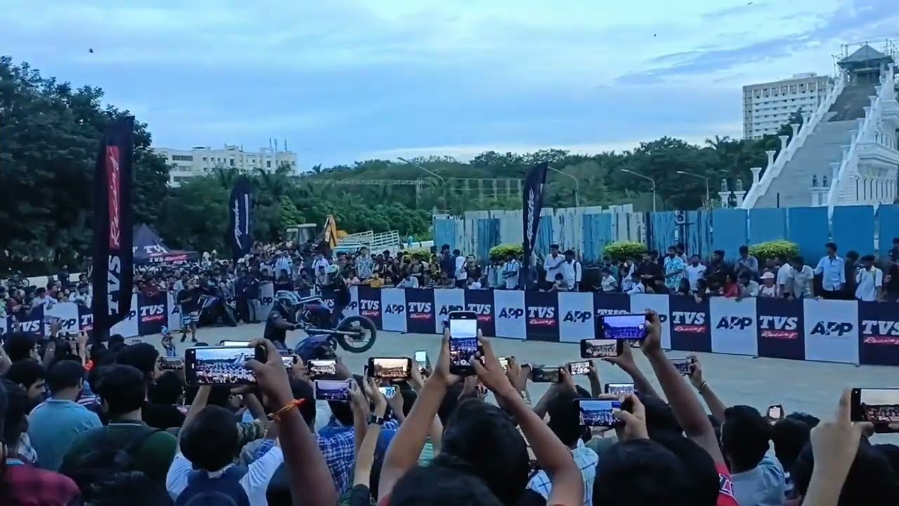 TECH RALLY @ SRM KTR #srmktr #srmchennai #srmist - YouTube