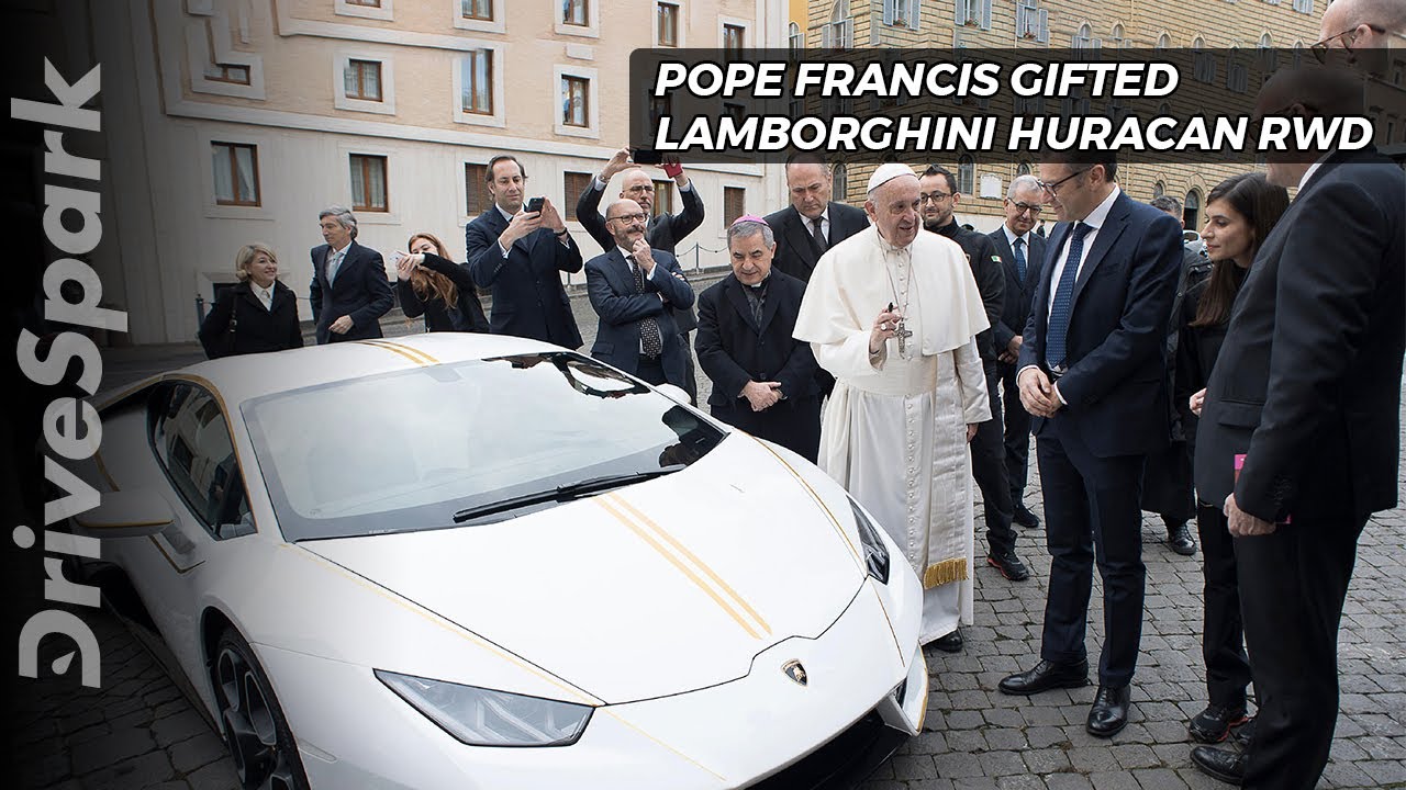 Pope Francis Gifted Lamborghini Huracan RWD - DriveSpark - YouTube