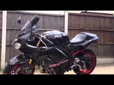 Triumph Daytona 1050 T595 955i - YouTube