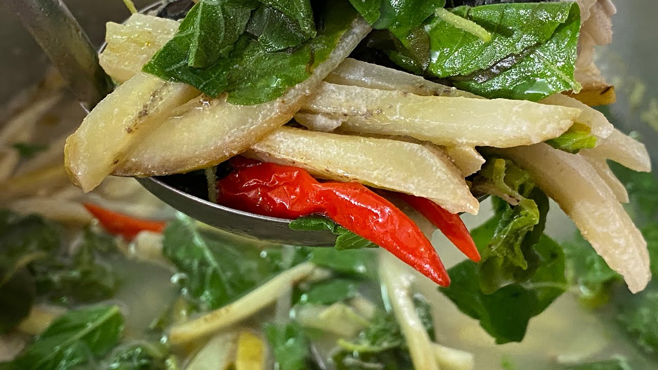 ម្ជូរចេកក្បាលត្រី- Green Banana Sour Soup |Khmer food|- Vichheka SOK - YouTube