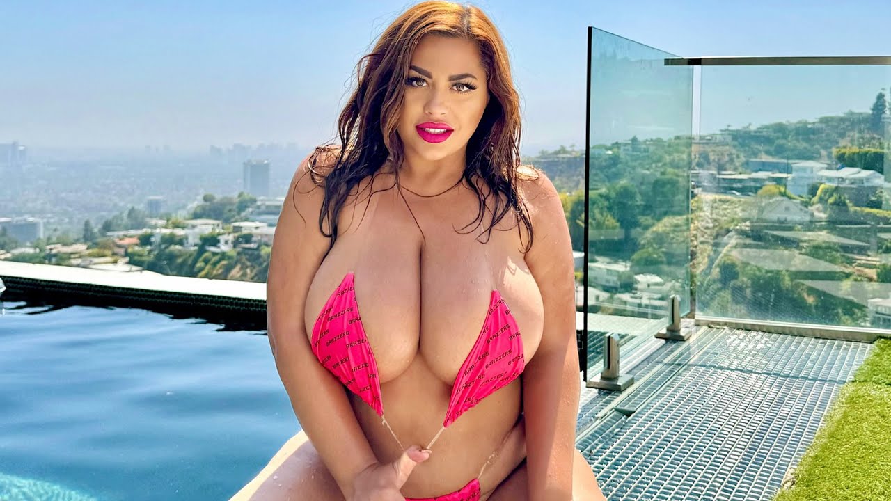 Costina Munteanu Great Curvy Model Biography, Wiki, Plus Size Fashion, New Fashion Looks 2024 ...