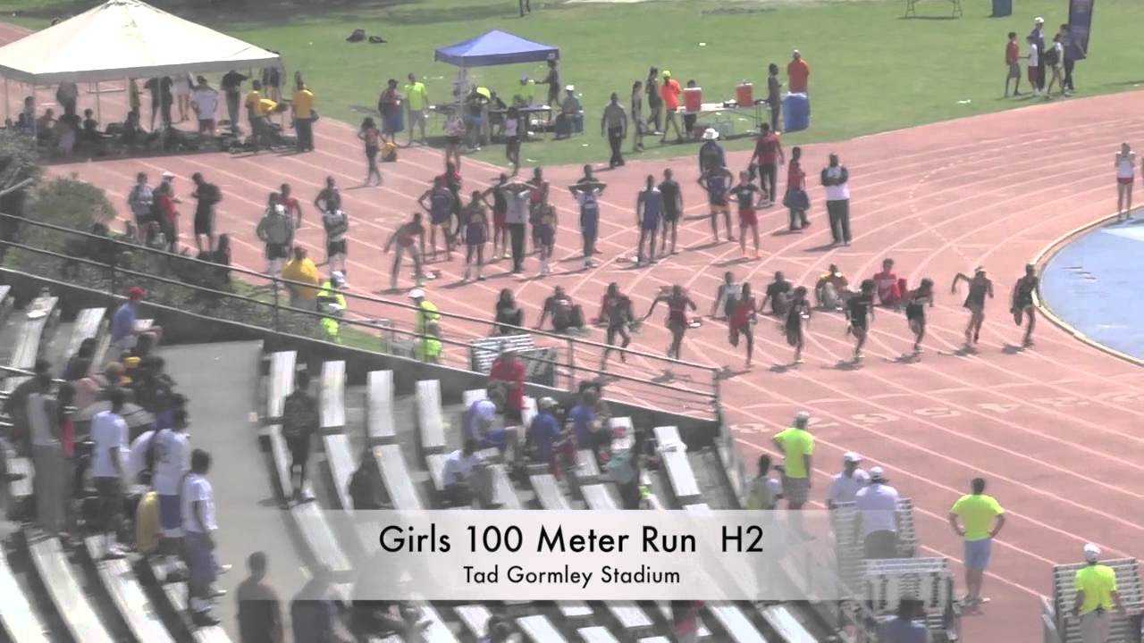 Girls 100 Meter Dash - YouTube