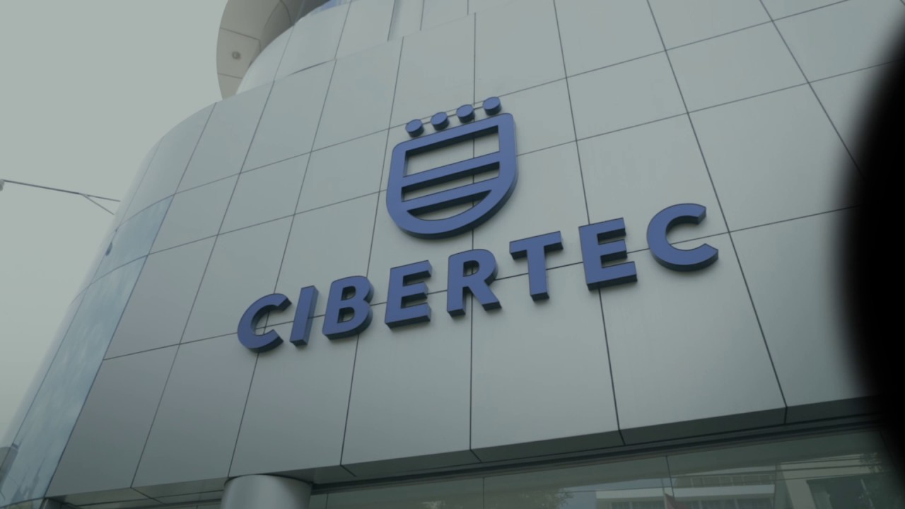 Extensión Profesional - Cibertec - YouTube