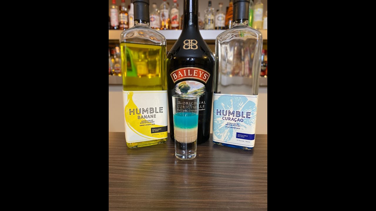 Préparer le cocktail Bazooka Joe - YouTube