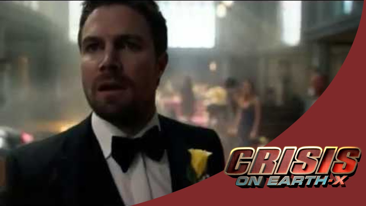 Arrowverse Heroes vs Earth-X Nazis (The Flash's Wedding) - YouTube