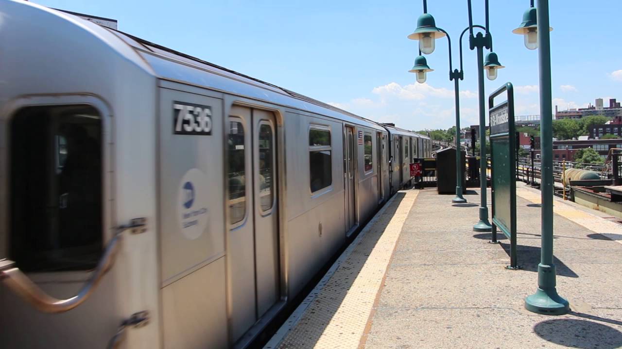 R188 (7) Train at Woodside - 61st Street - YouTube