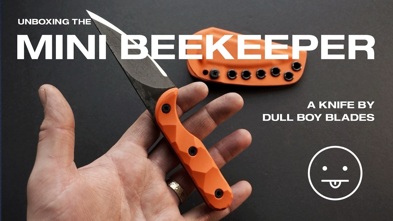 MINI BEEKEEPER knife unboxing and DCC clip setup - YouTube