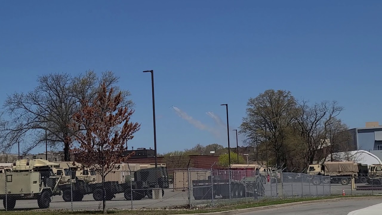 Blue Angels fly by Fort Hamilton Army Base/ Verazzano bridge - YouTube