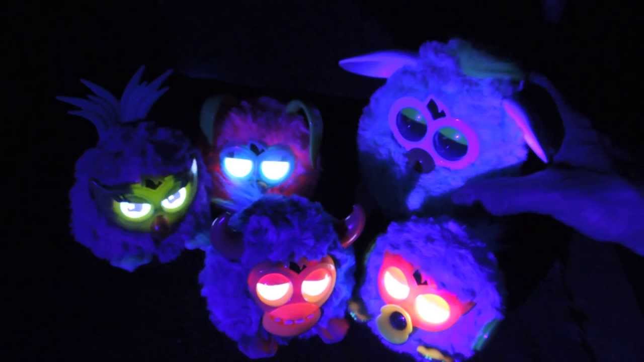 Furby Black Light Party - YouTube