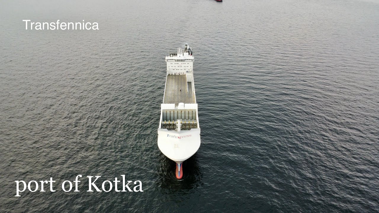 Transfennica RoRo ship arriving in port of Kotka - YouTube