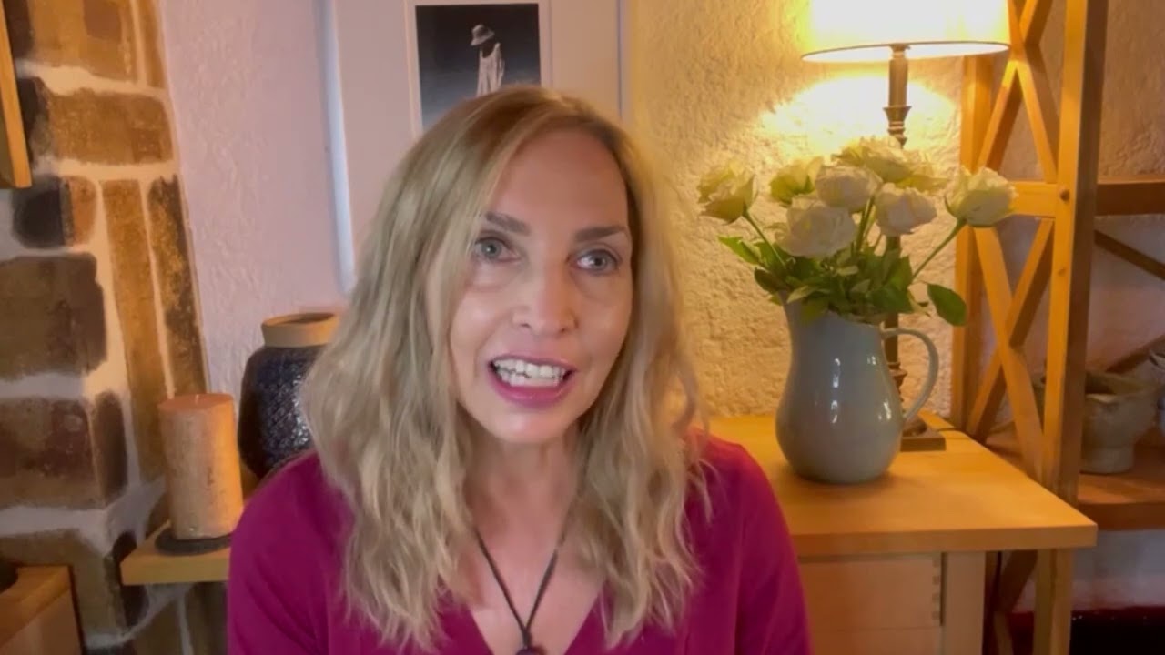 Plectrum Praatjie: Anne-Marie van Eeden - Wys My Die Plek - YouTube