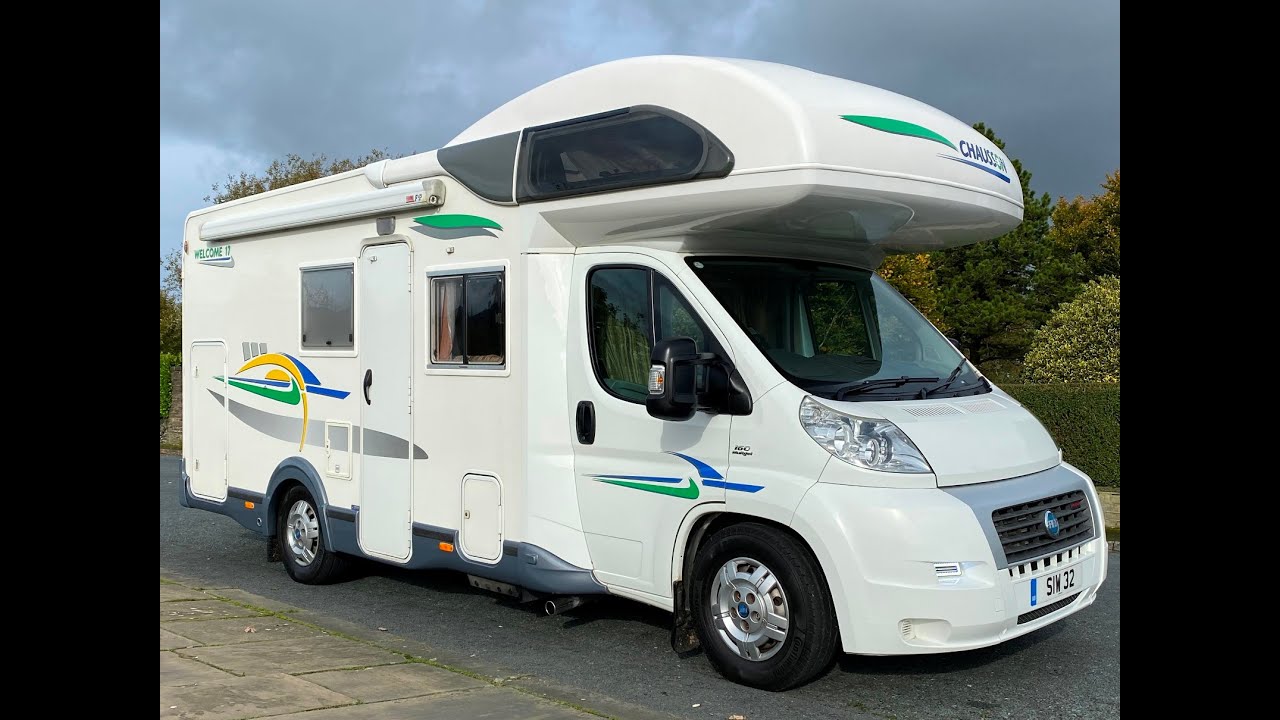 Chausson Welcome 17 - YouTube