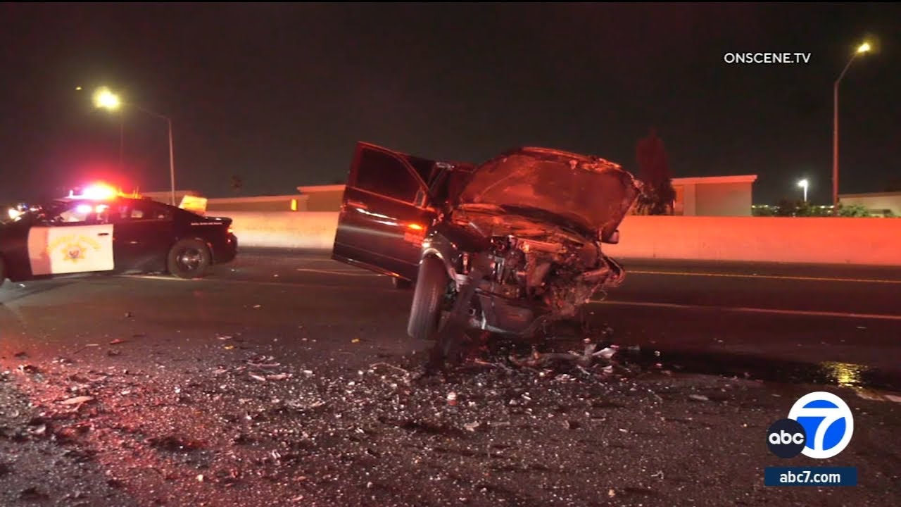 Wrong-way driver hits 5 cars on 60 Freeway in Riverside - YouTube